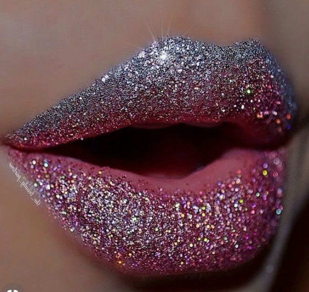 35 Fancy Lips Colour Ideas For Party - ADDICFASHION